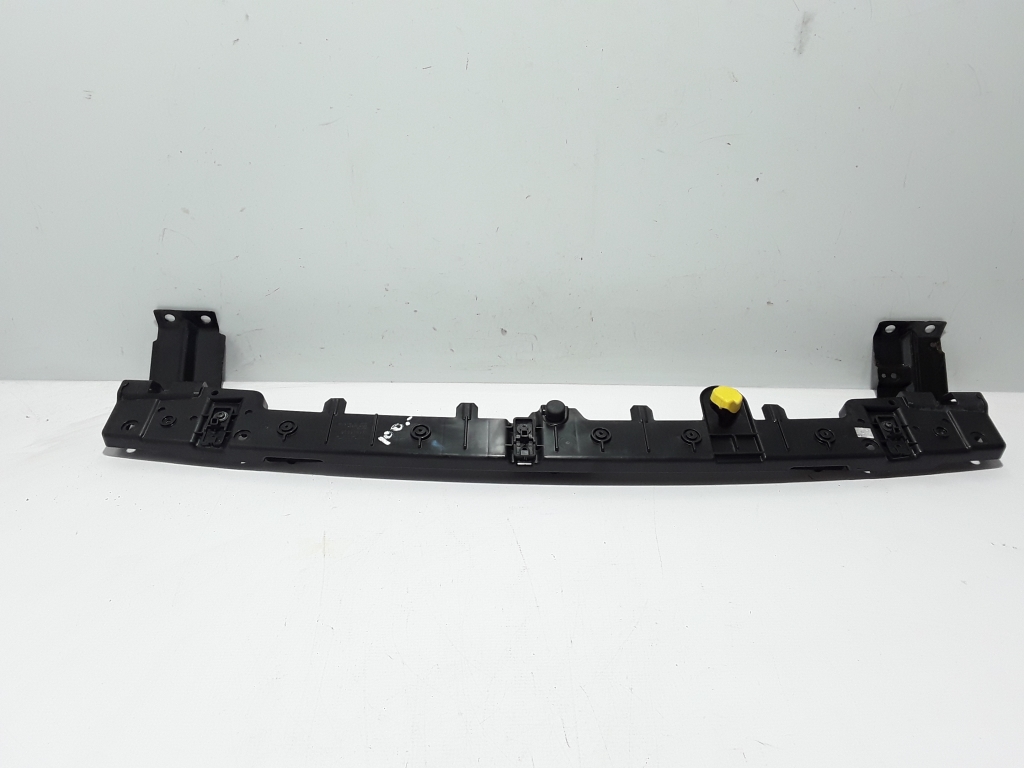 Used VOLVO S90 The middle part of the front frame 31651830