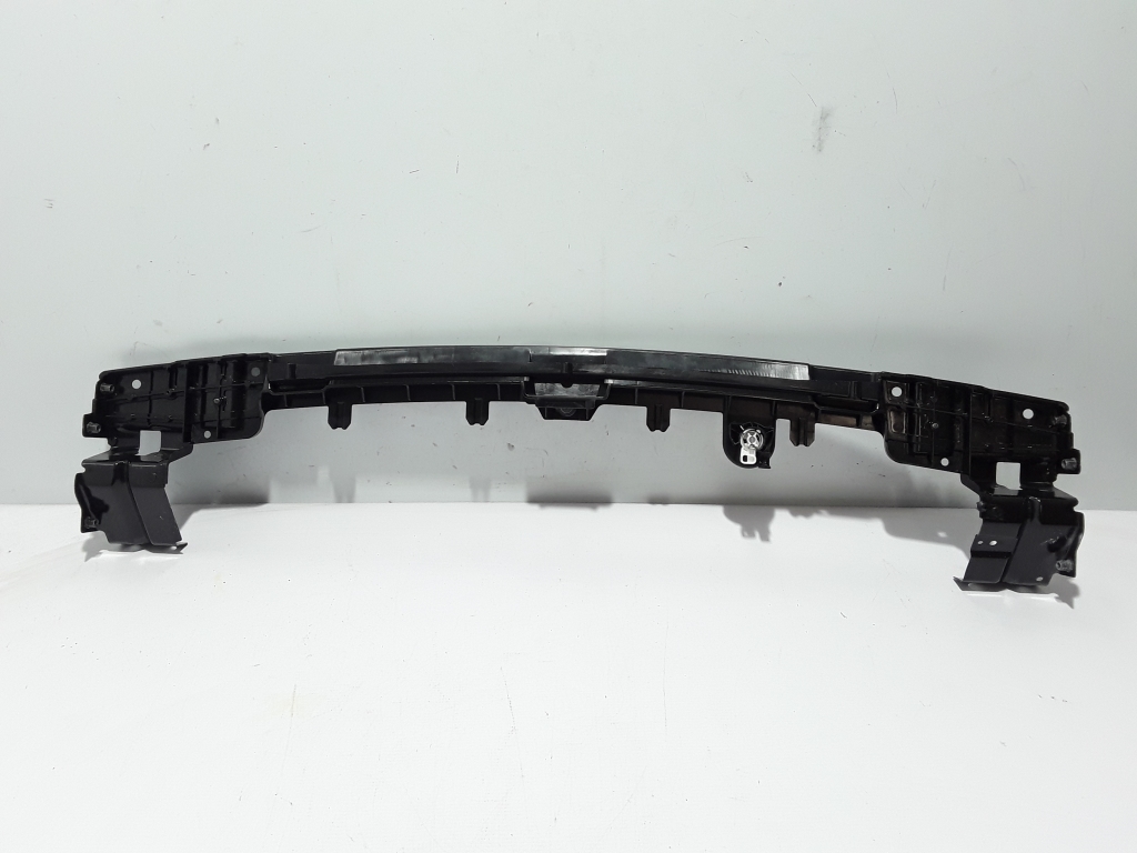 Used VOLVO S90 The middle part of the front frame 31651830