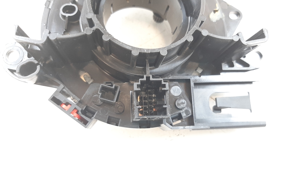Used BMW X3 Steering coil 8377488