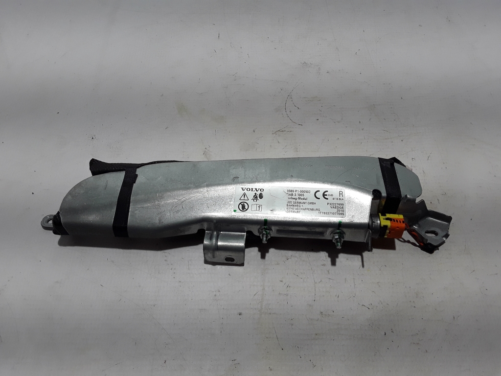 Used VOLVO V60 Front seat airbag 32227699