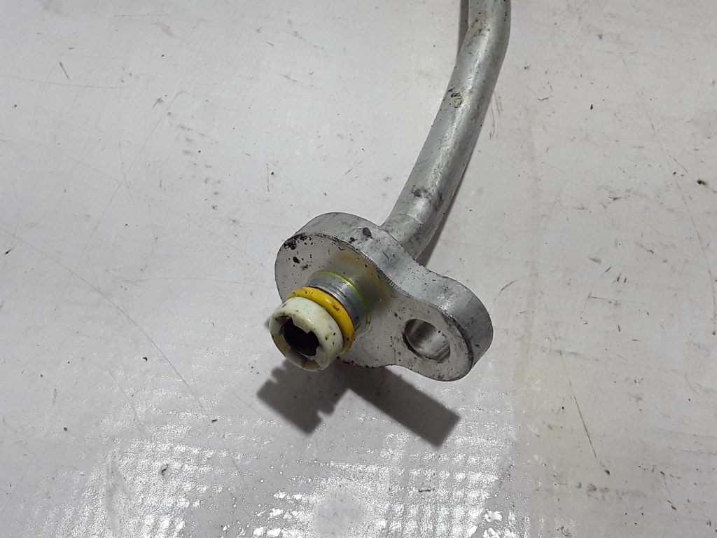 Used VOLVO V60 Hose for air conditioning 32226282