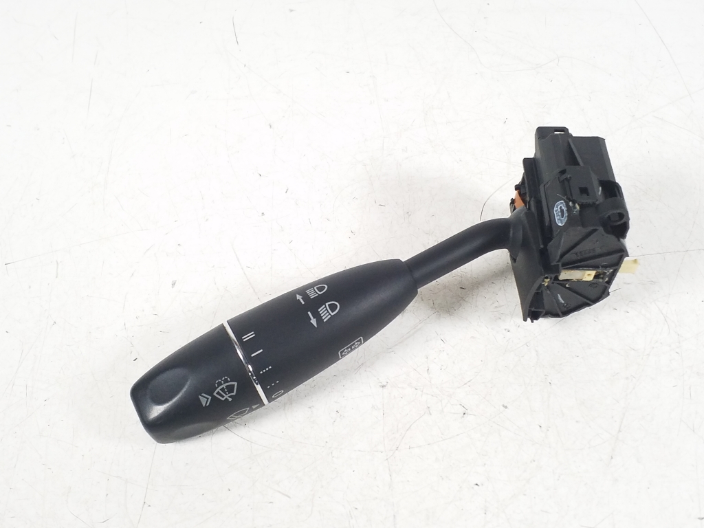 Used Mercedes Benz S-Class Switch and its parts A2215403345