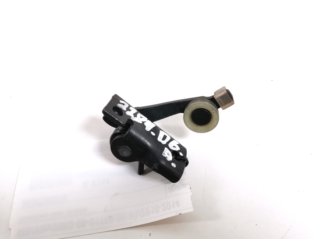 Naudotas Mercedes Benz Vito Slankiojančių durų laikiklis A6397300316