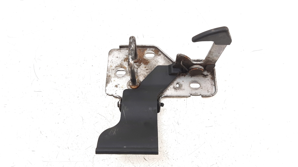 Used Volkswagen Transporter Engine cover lock 7H0823480