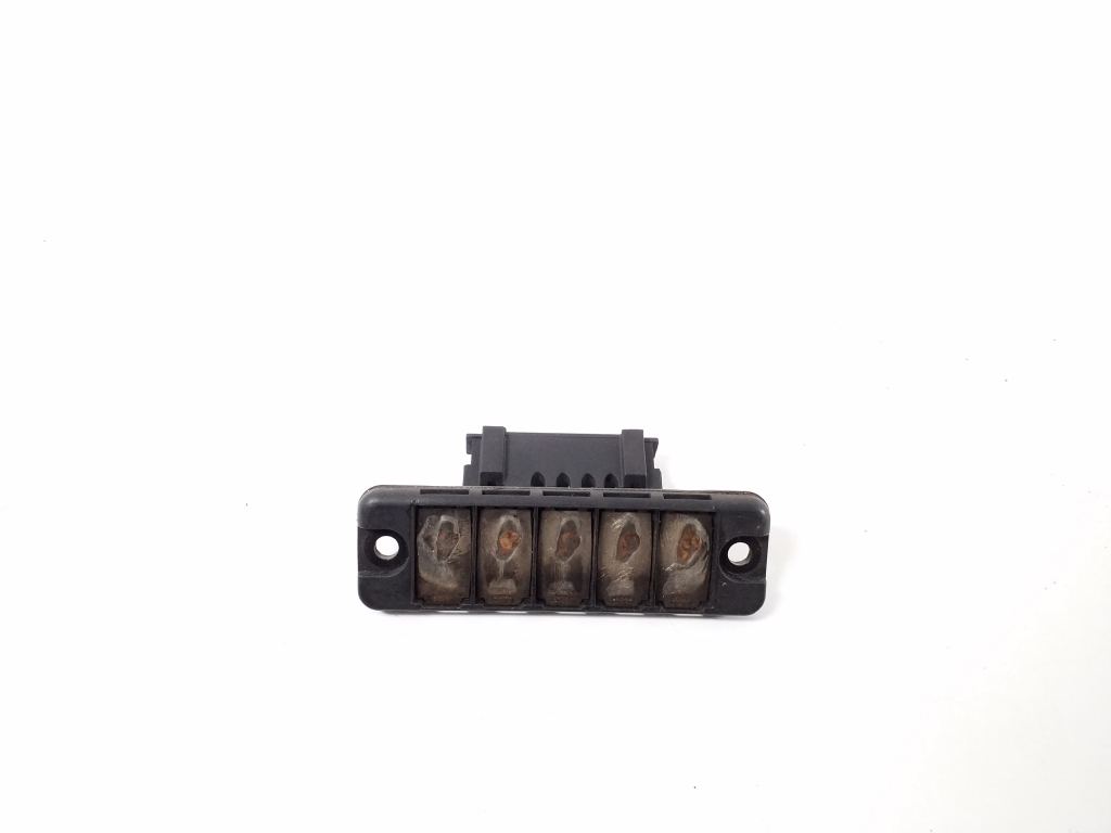 Used Mercedes Benz Vito Door switch on the body A6398200011