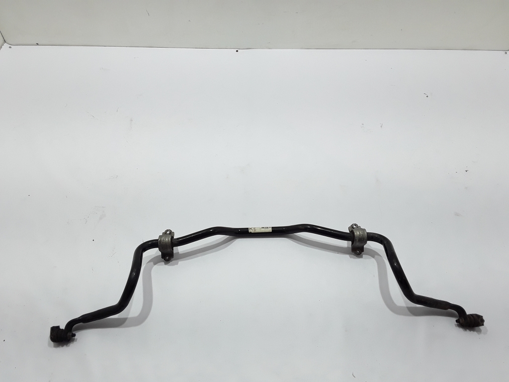 Used VOLVO XC40 The front traverse was pulled 31681914