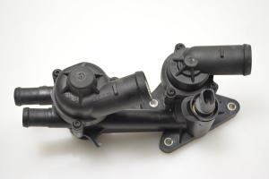 Used Volkswagen Golf Thermostat housing 03L121132DE