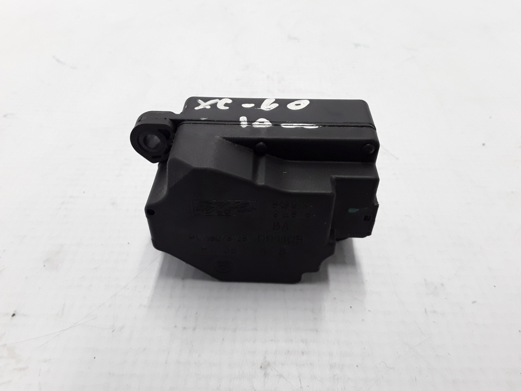 Used VOLVO XC60 Interior shoulder valve motor 31348271