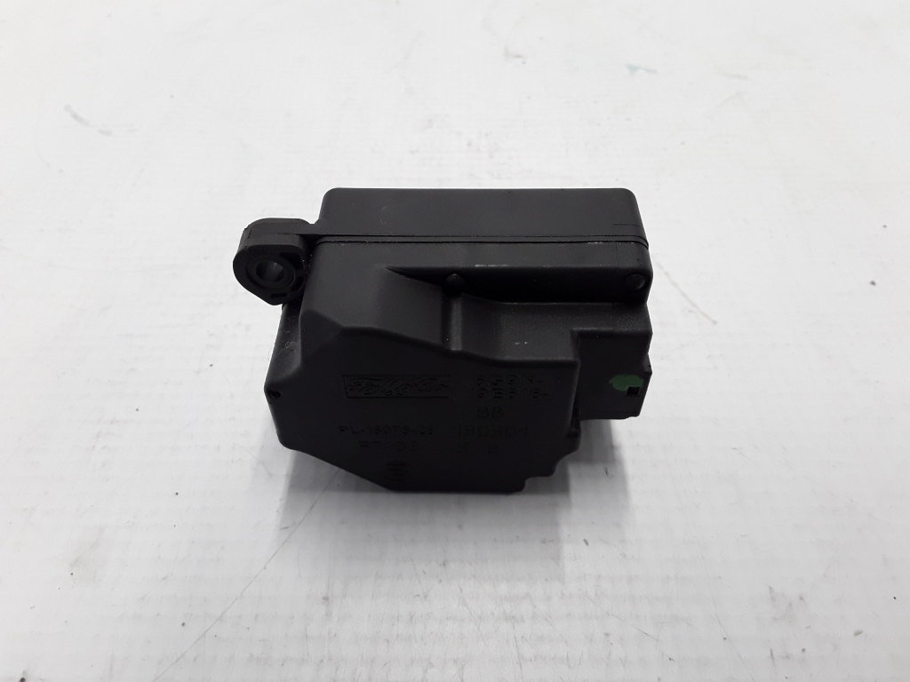 Naudotas VOLVO XC60 Salono pečiaus sklendės varikliukas 31348271