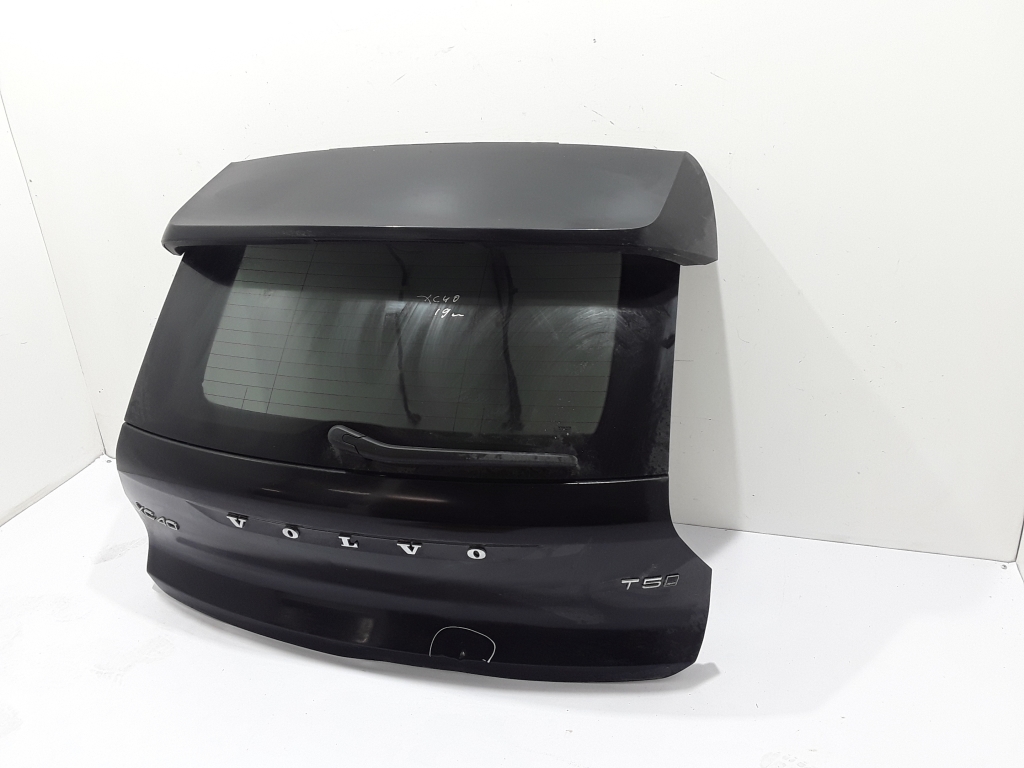 Used VOLVO XC40 Tailgate 31455865