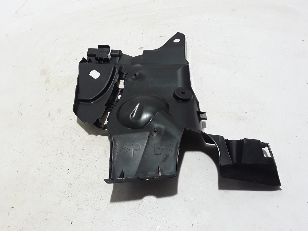 Used Dacia Duster Other part of the front wing 638317709R