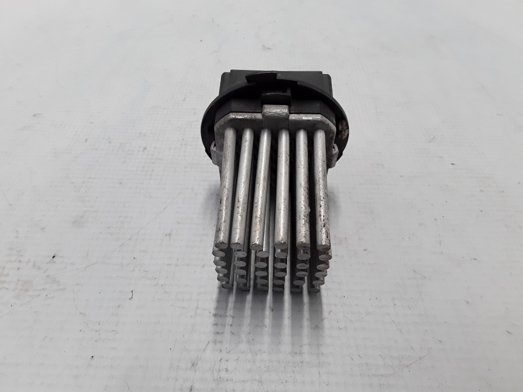 Used VOLVO XC60 Cabin shoulder motor resistance 30767040