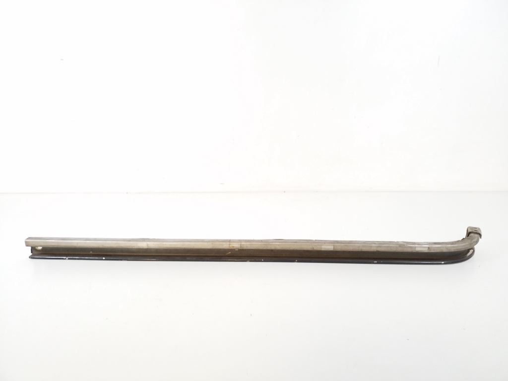 Naudotas Mercedes Benz Vito Stumdomų durų pavaža A6397661137