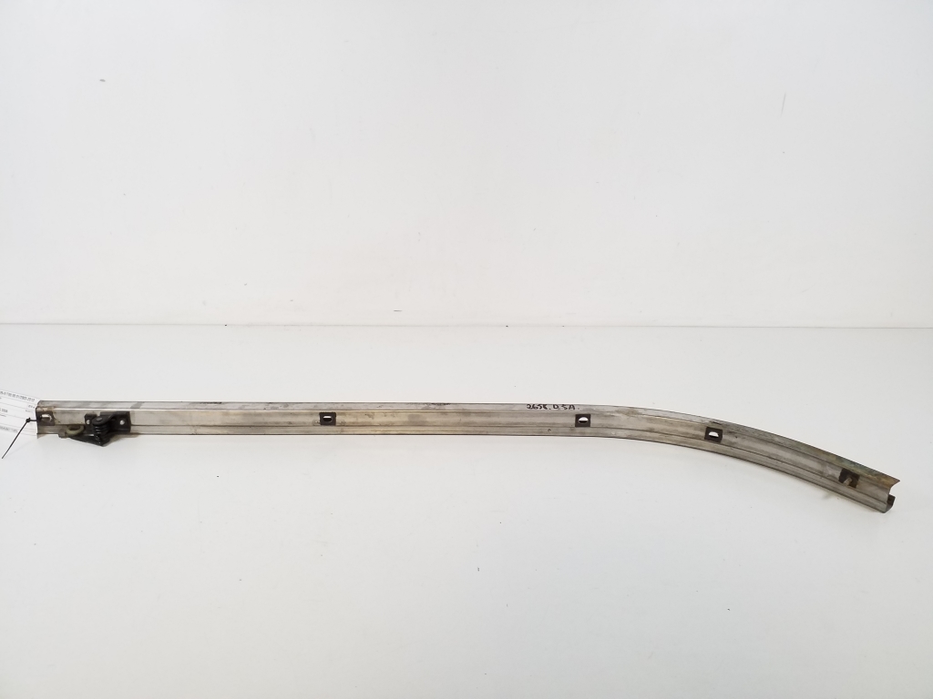 Naudotas Mercedes Benz Vito Stumdomų durų pavaža A6397600335