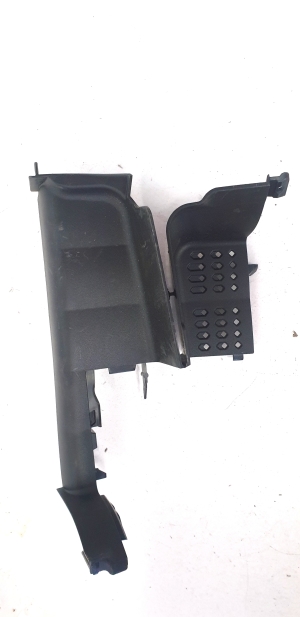 Used Porsche Cayenne Other part of the front bumper 9Y0807957C