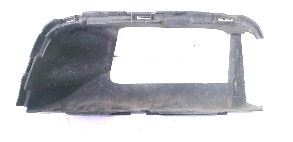 Used Porsche Cayenne Other part of the front bumper 9Y0807162