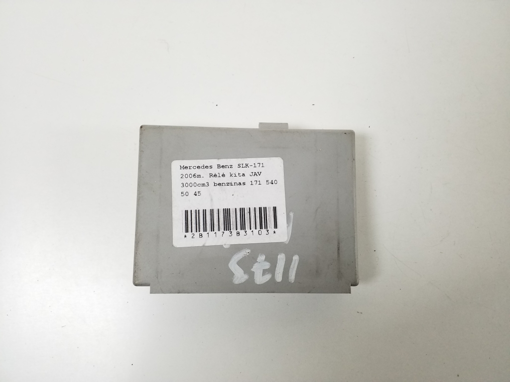 Used Mercedes Benz SLK-Class Control panel A1715405045