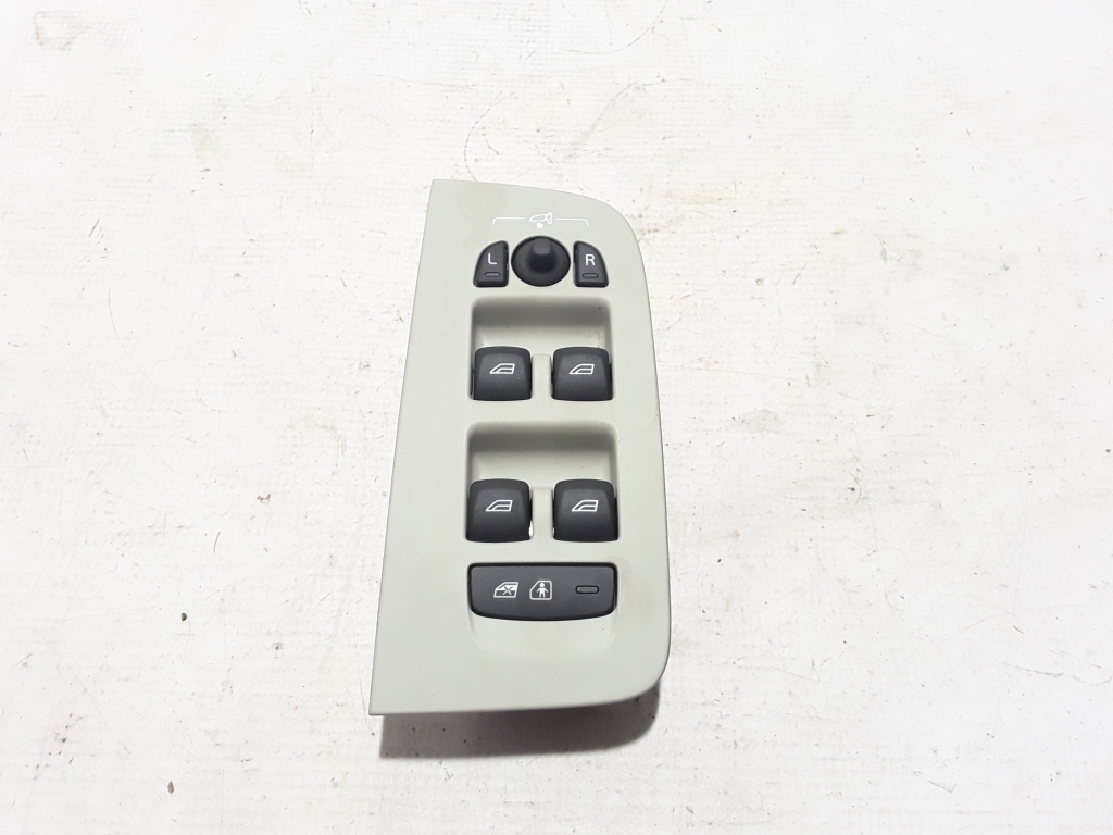 Used VOLVO XC60 Front door glass switch 31433407