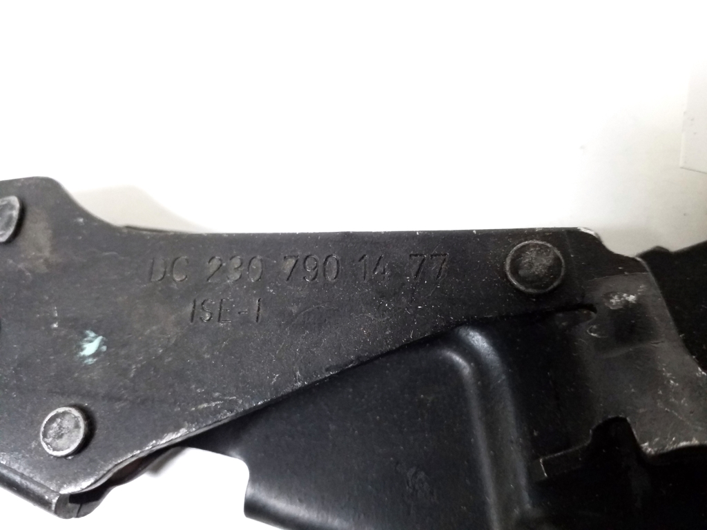 Used Mercedes Benz SLK-Class Another detail of the roof A2307901477