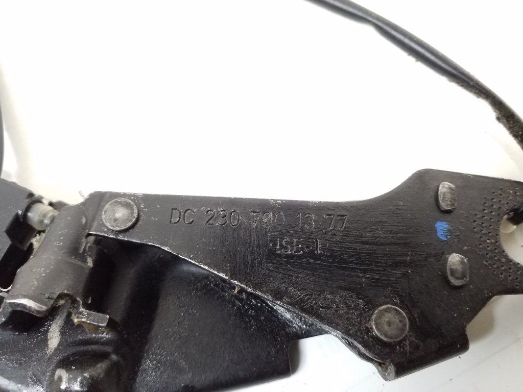 Used Mercedes Benz SLK-Class Another detail of the roof A2307901377