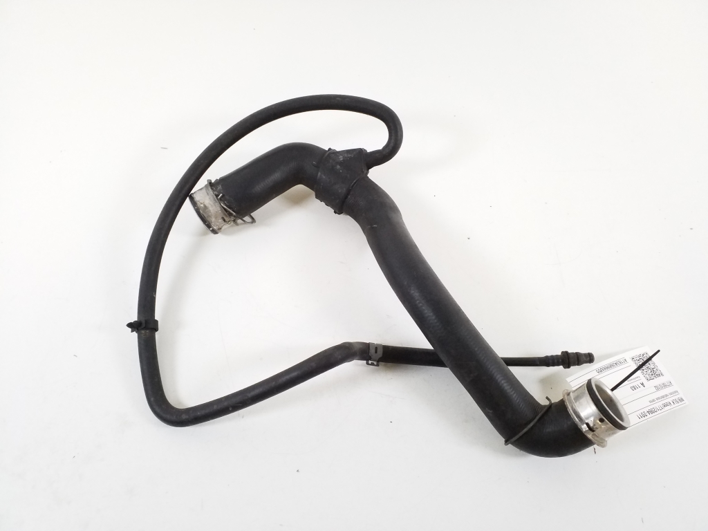 Used Mercedes Benz SLK-Class Cooling radiator hose A1715010182