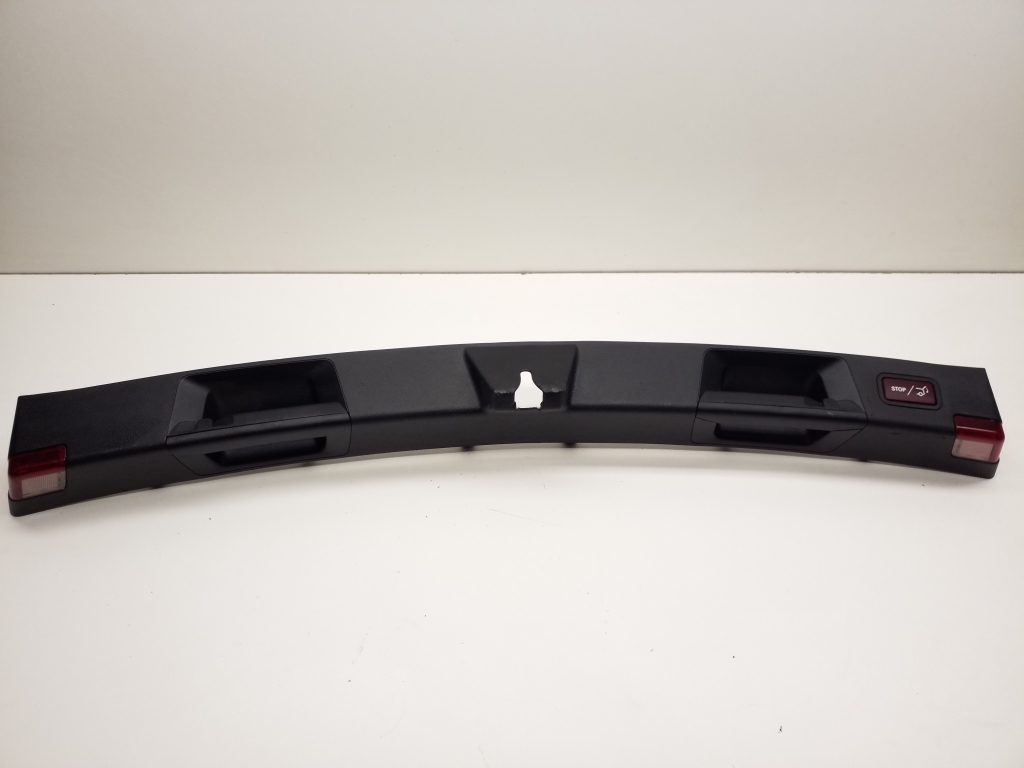 Used Mercedes Benz C-Class Other detail of the boot lid punch A2047400772