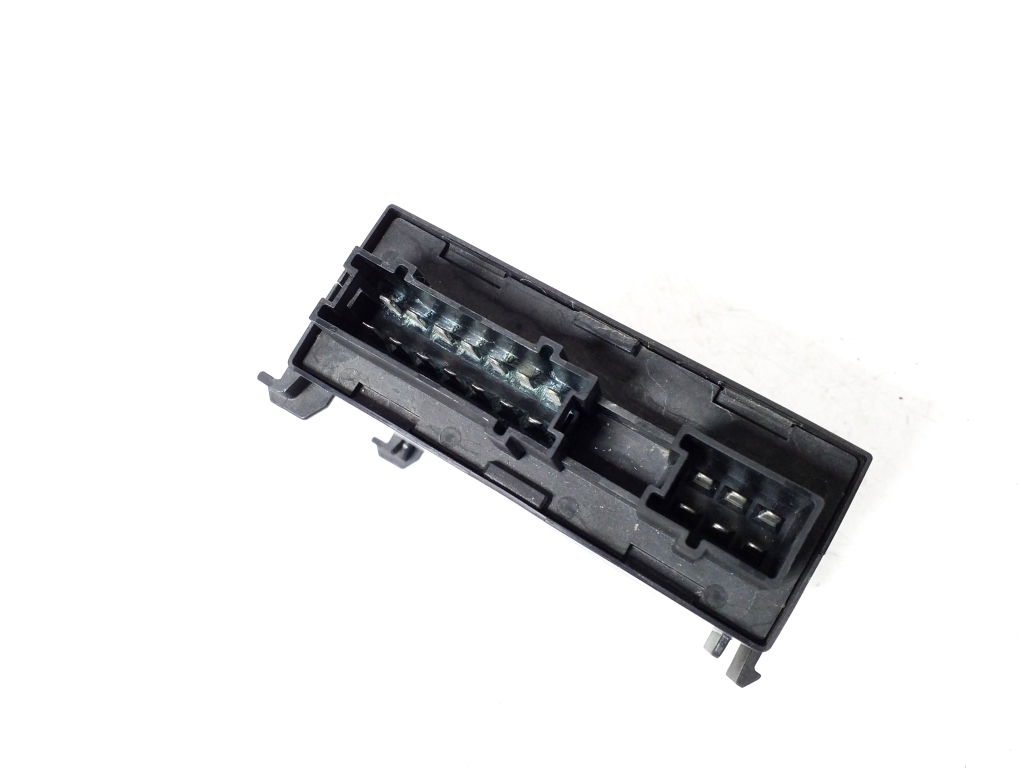 Used Mercedes Benz CL-Class Control panel A2218706387