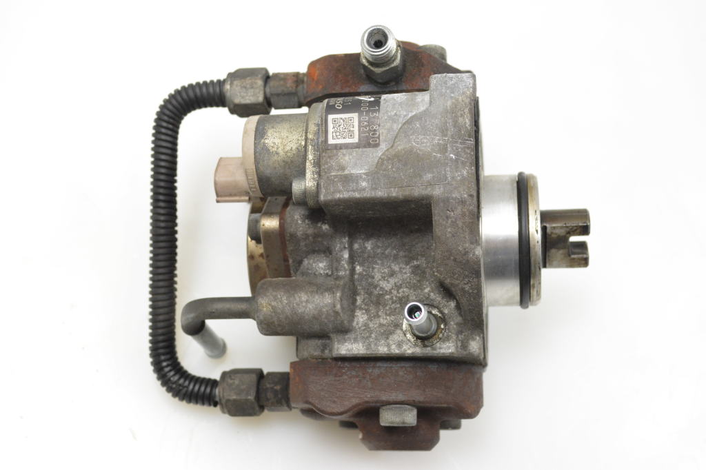 Used Mazda 6 Fuel pump R2AA13800