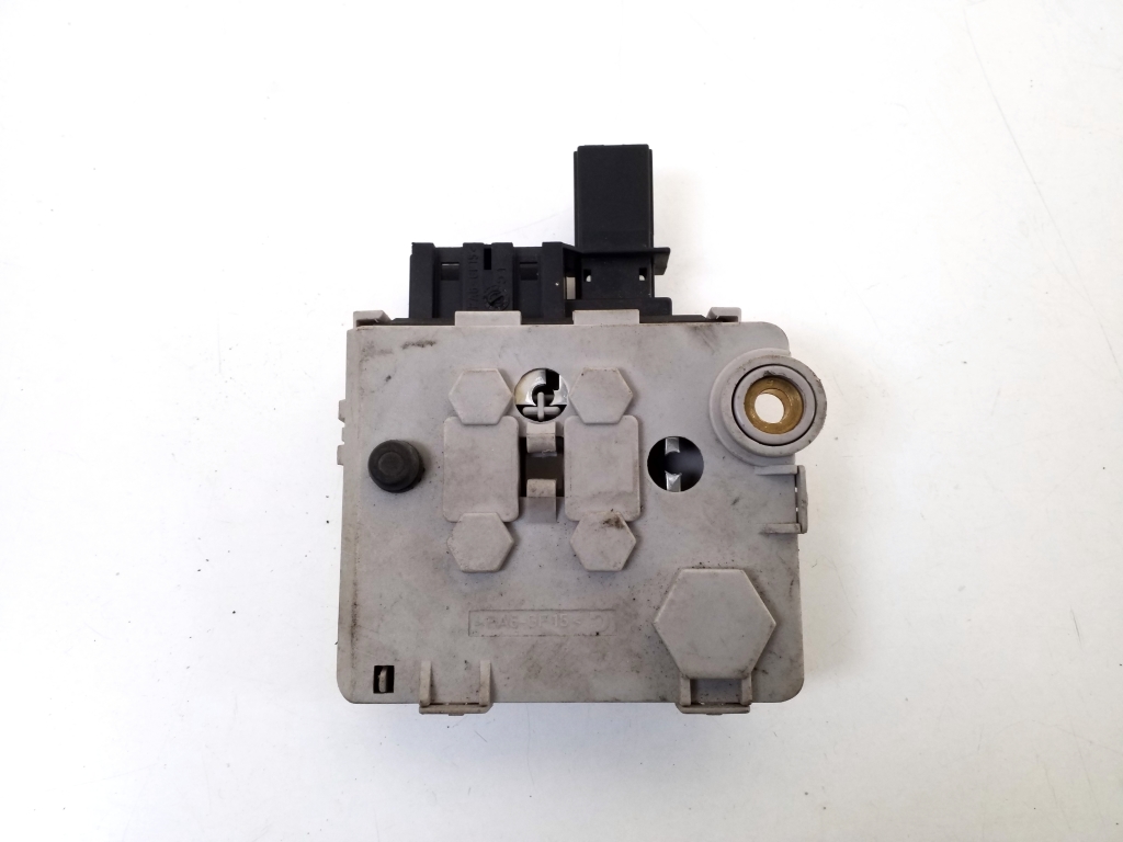 Naudotas Mercedes Benz S-Class Rėlė A0005404750