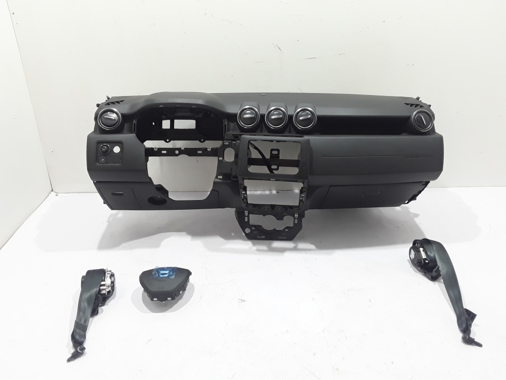 Used Dacia Duster Interior panel and its details 278658823R