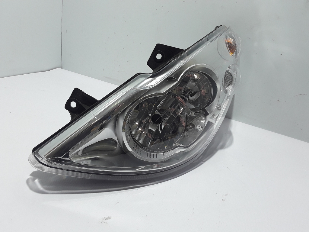 Used RENAULT Master Headlights 260603994R