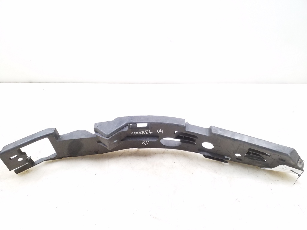Used Volkswagen Touareg Front bumper bracket 7L6807183C