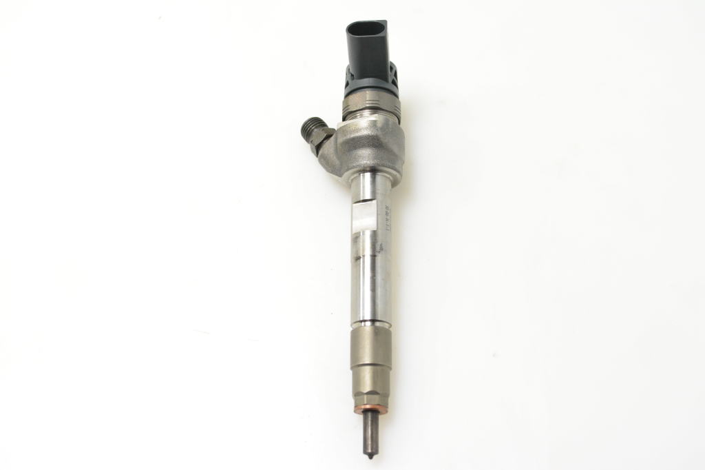Used BMW 5 SERIES Fuel injector 8514148