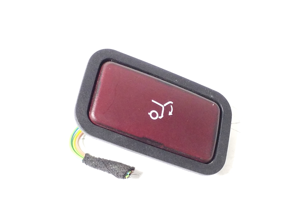 Used Mercedes Benz C-Class Switch and its parts A2118219551