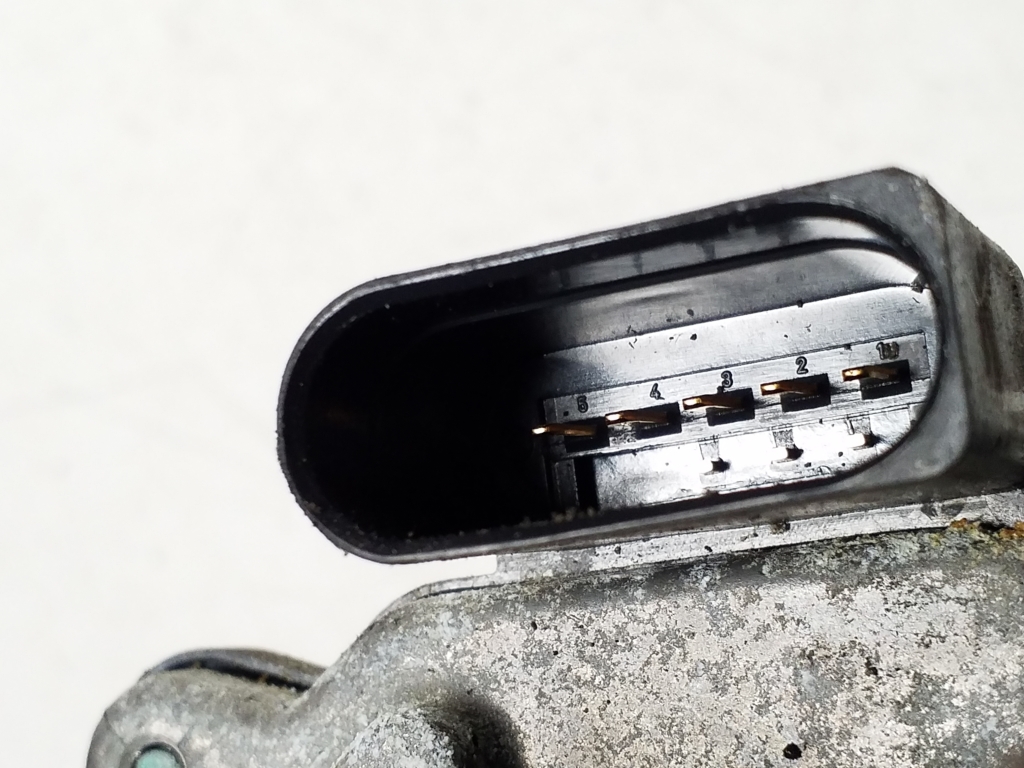 Used Volkswagen Phaeton Intake manifold valve motor 059129086L