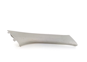 Used Mercedes Benz ML-Class Trunk sealing rubber on the body A1647401178