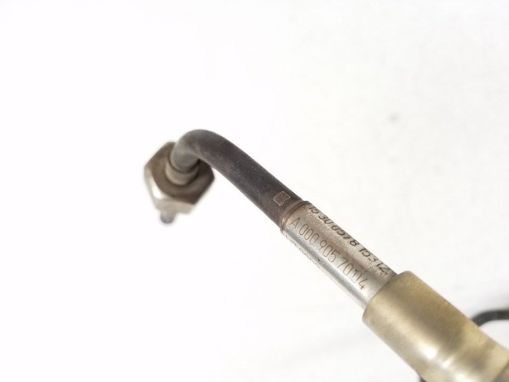 Used Mercedes Benz E-Class Muffler temperature sensor A0009057004
