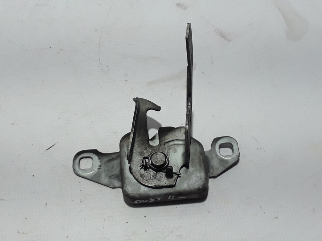 Used Dacia Duster Engine cover lock 656010017R