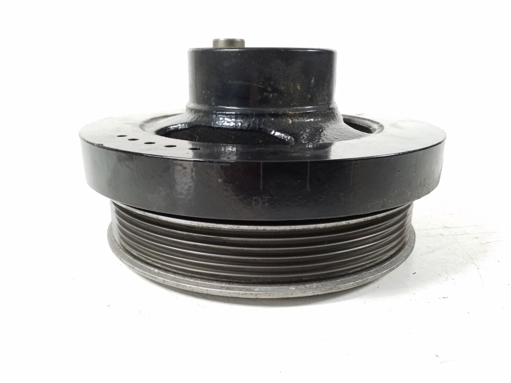 Naudotas Mercedes Benz E-Class Skriemulys alkūninio veleno A6510351912