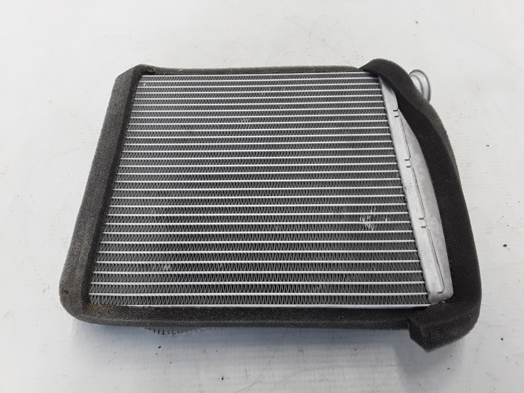 Used VOLVO XC60 Interior shoulder radiator 30767275