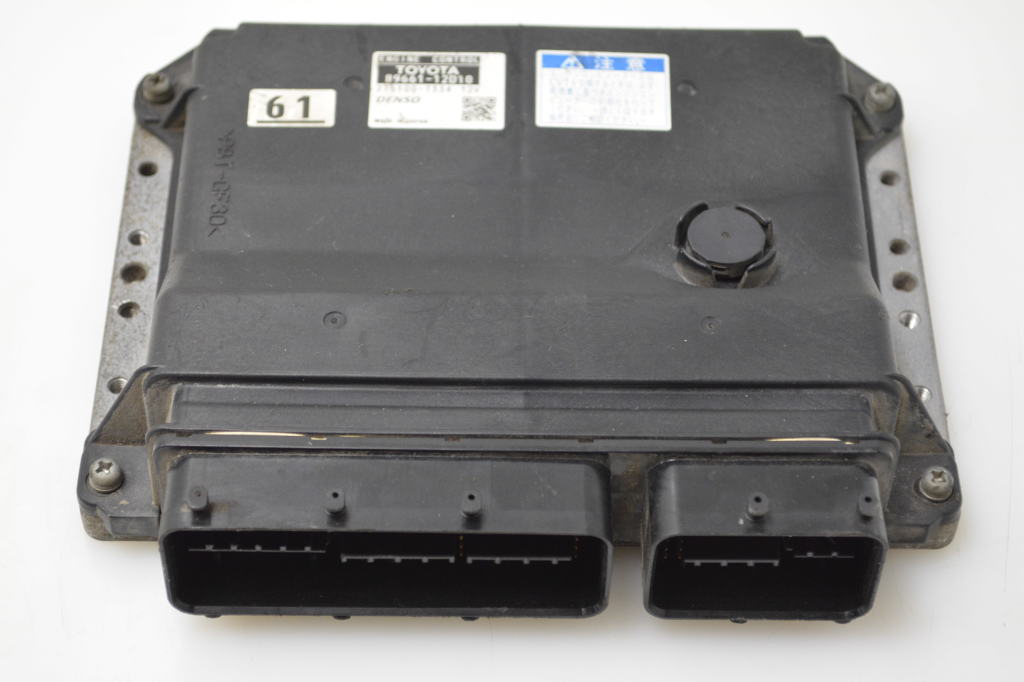 Used TOYOTA Corolla Engine computer 8966112D10