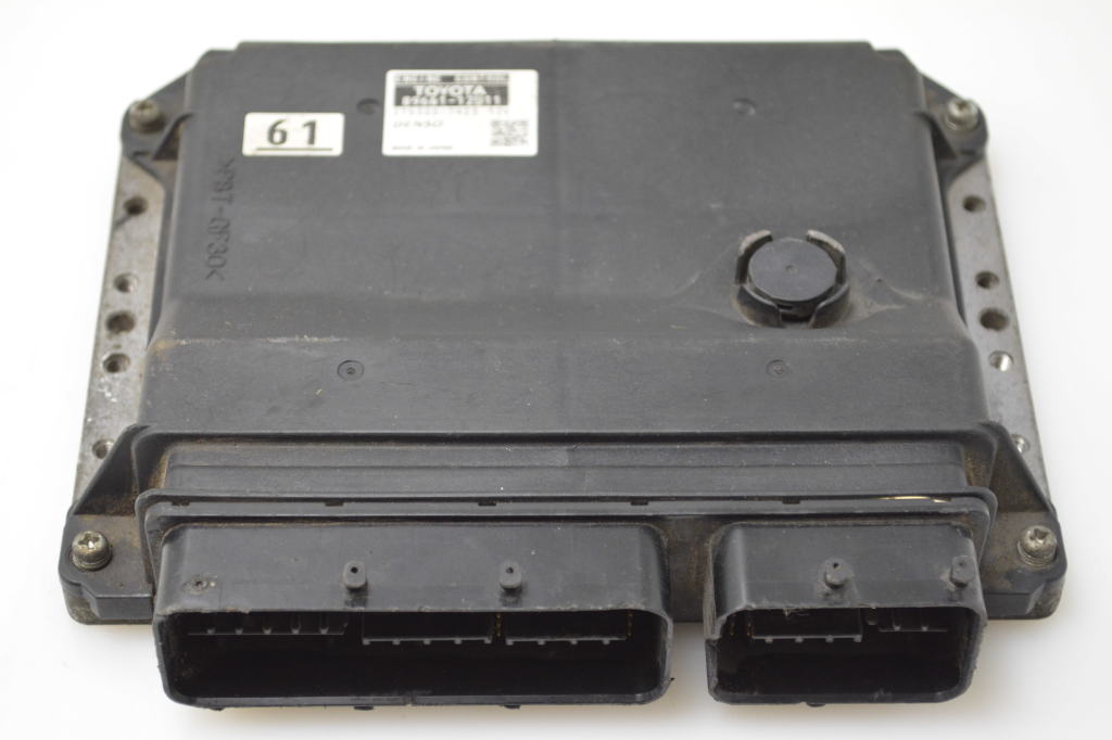 Used TOYOTA Corolla Engine computer 8966112D11