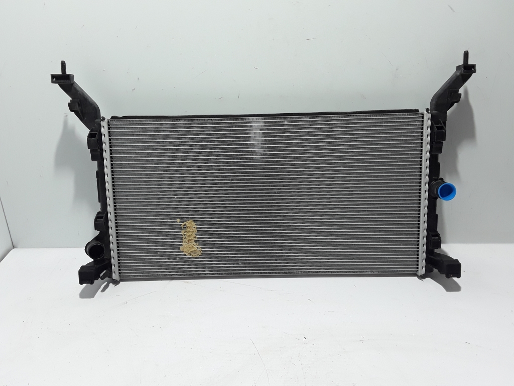 Used RENAULT Latitude Cooling radiator 214100052R