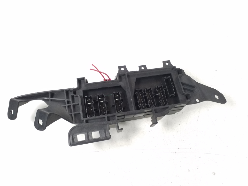 Used Mercedes Benz GL-Class Fuse box in the boot A1645403372