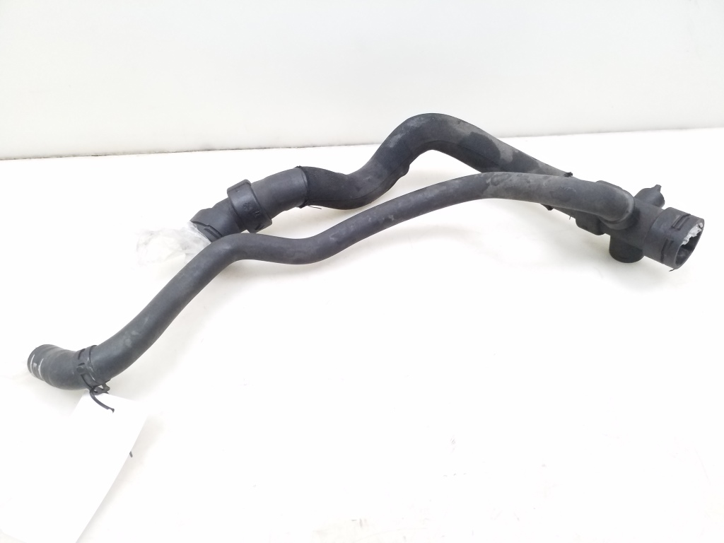 Used AUDI A4 Intestine 8E0121055N