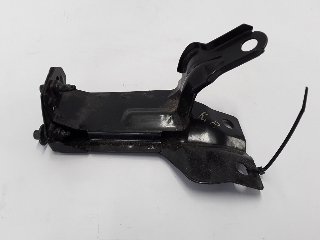 Used VOLVO XC60 Cooling radiator bracket 31261931