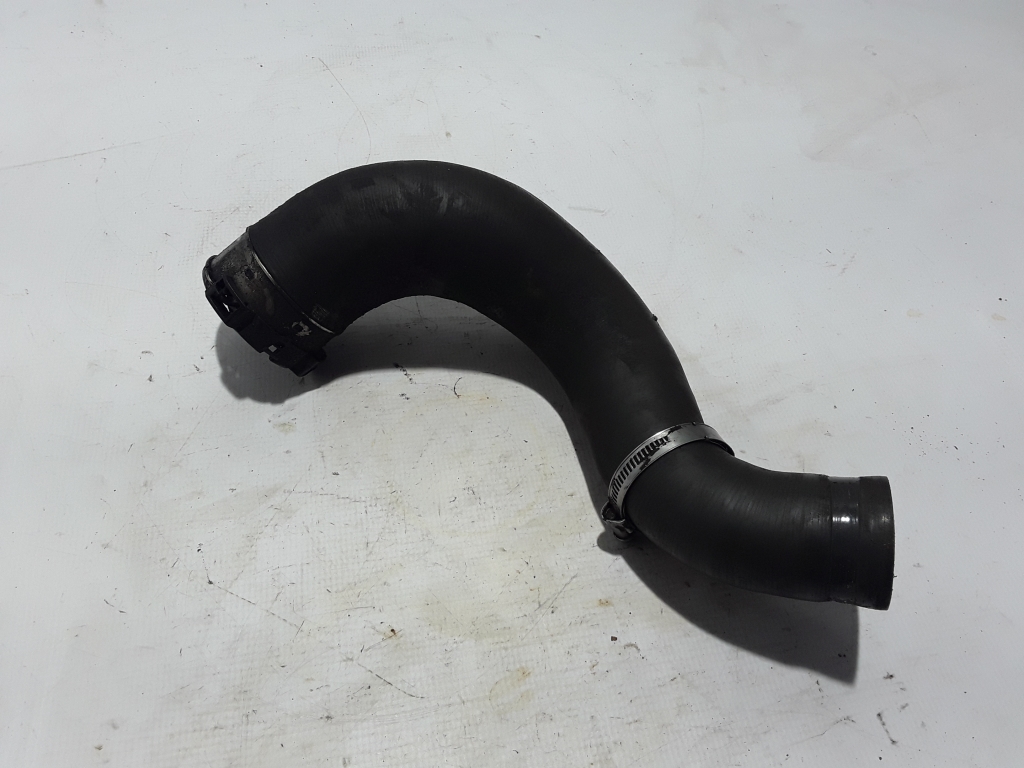 Used RENAULT Trafic Intercooler hose 144603145R