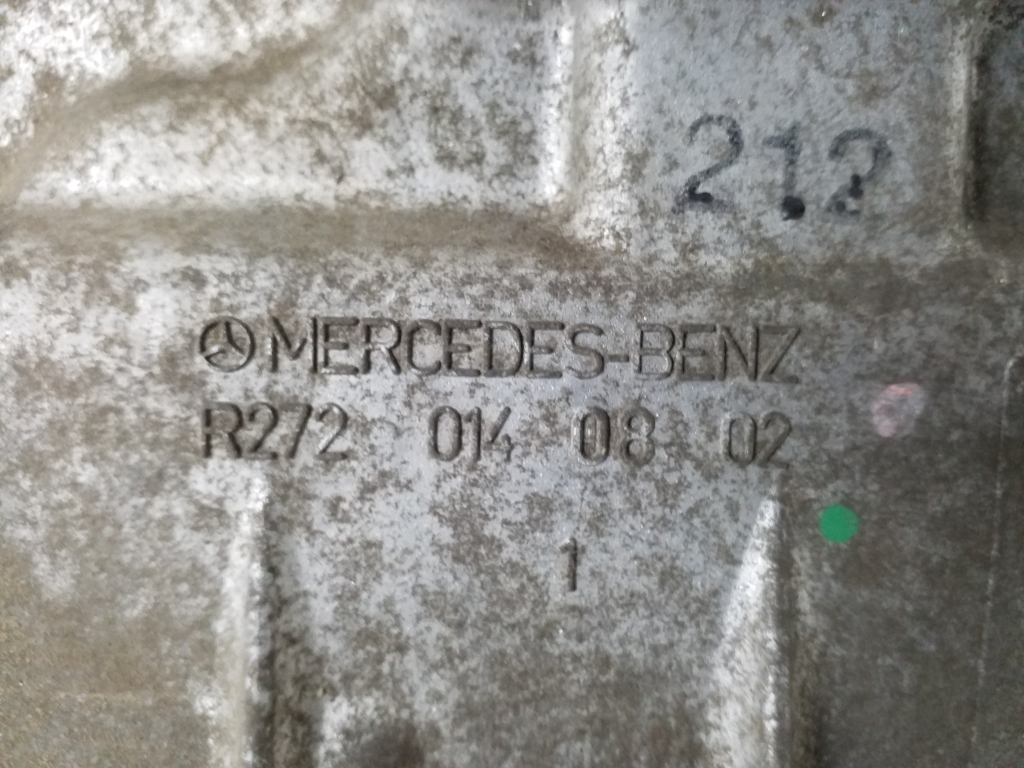 Used Mercedes Benz E-Class Engine bottom A2720140802