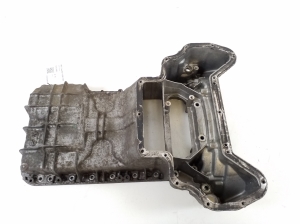 Naudotas Mercedes Benz E-Class Variklio dugninė A2720140802