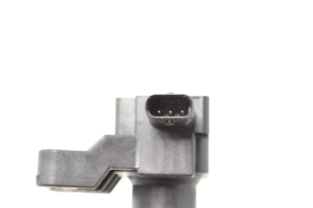 Used Ford Focus Ignition coil CM5G12A366CB